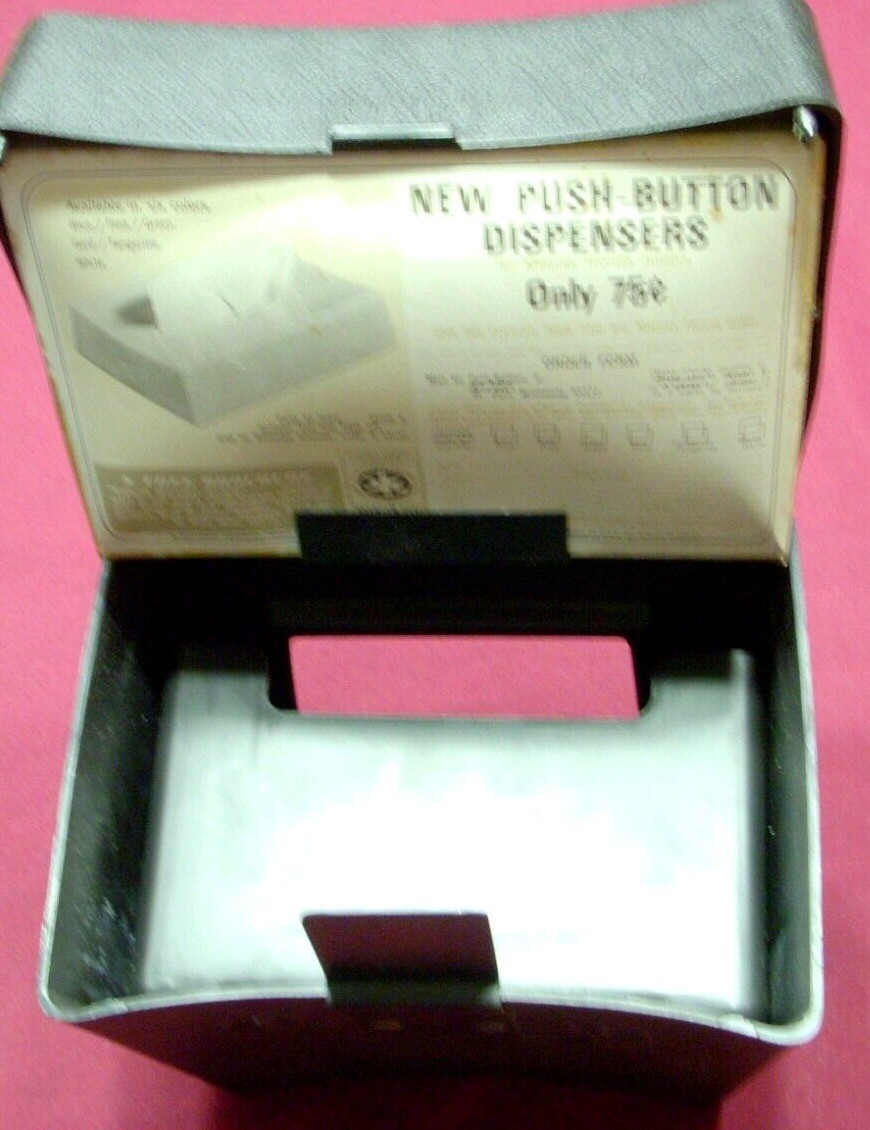 1970 NOS Chevrolet 993920 Tissue/Litter Box Dispenser Chevelle SS Nova ...