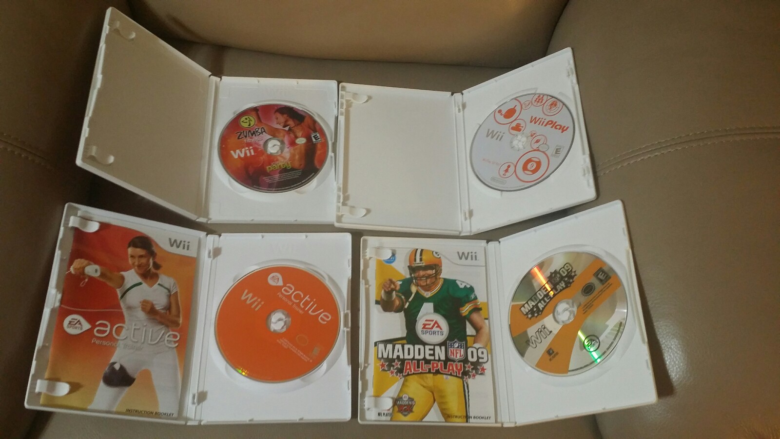 Nintendo Wii Blue Console Bundle RVL-101 Controllers Cables Sensor Bar ...