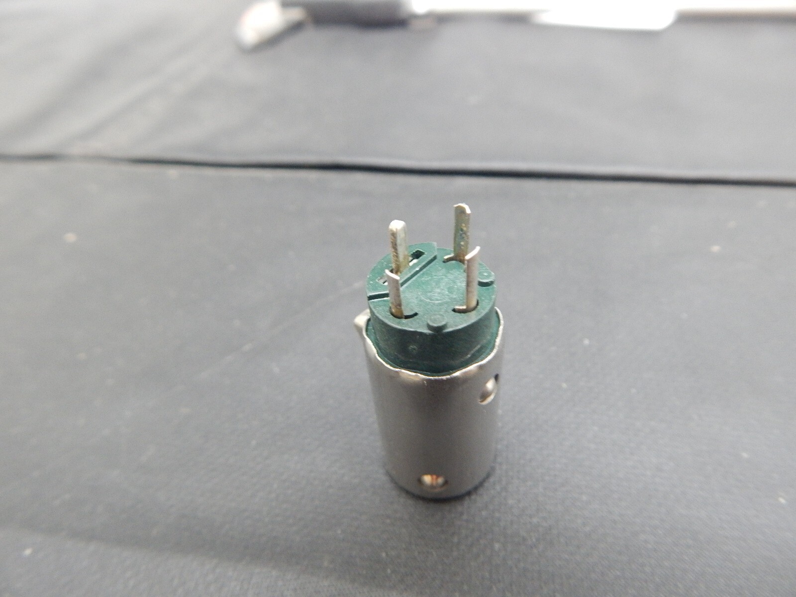 SWITCHCRAFT QG3FPC FEMALE CIRCULAR MICROPHONE CONNECTOR 3 PIN -USA FAST ...