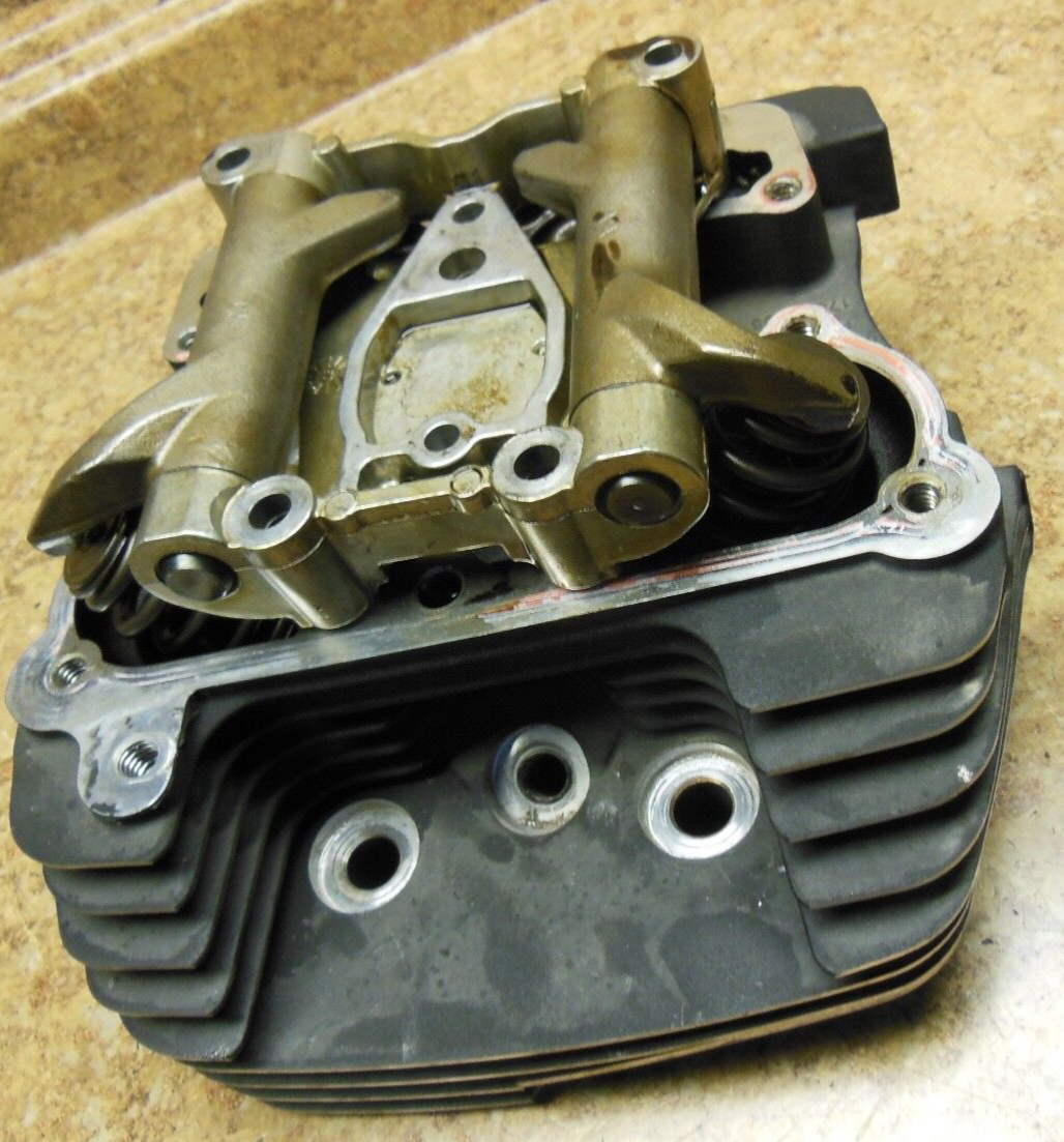 2008 Harley Davidson FXDL Dyna Glide Engine Rear Cylinder Head Valves ...
