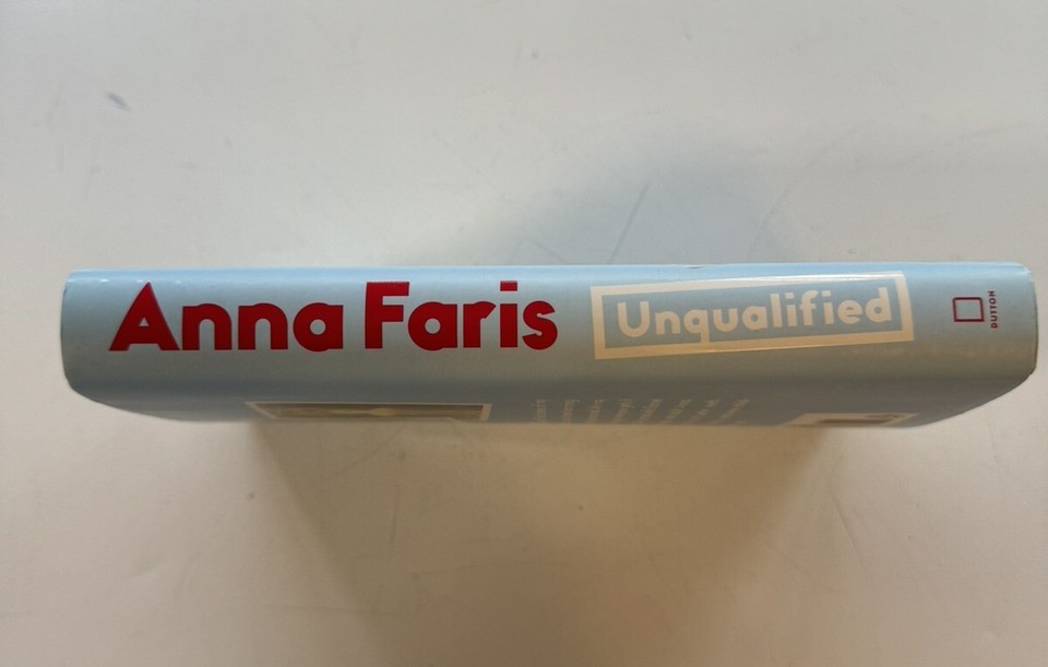Anna Faris Unqualified Autograph Book Mom Chris Pratt House Bunny The ...