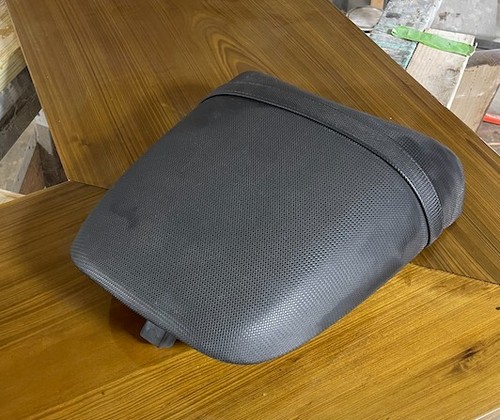 2003 00-06 BMW R1150R (Rockster) rear passenger seat (saddle) | eBay