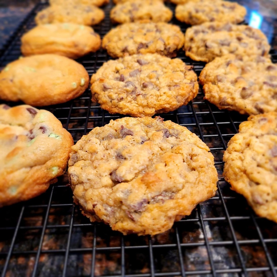 OATMEAL COOKIES HOMEMADE - CHOCOLATE CHIP COOKIES - GIFT IDEA - COOKIES ...