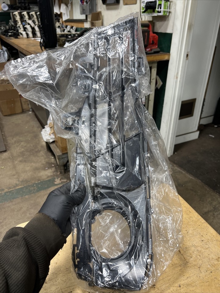 New OEM Front Driver Side Fog Light Bezel 51117396877 2016-18 3 SERIES ...