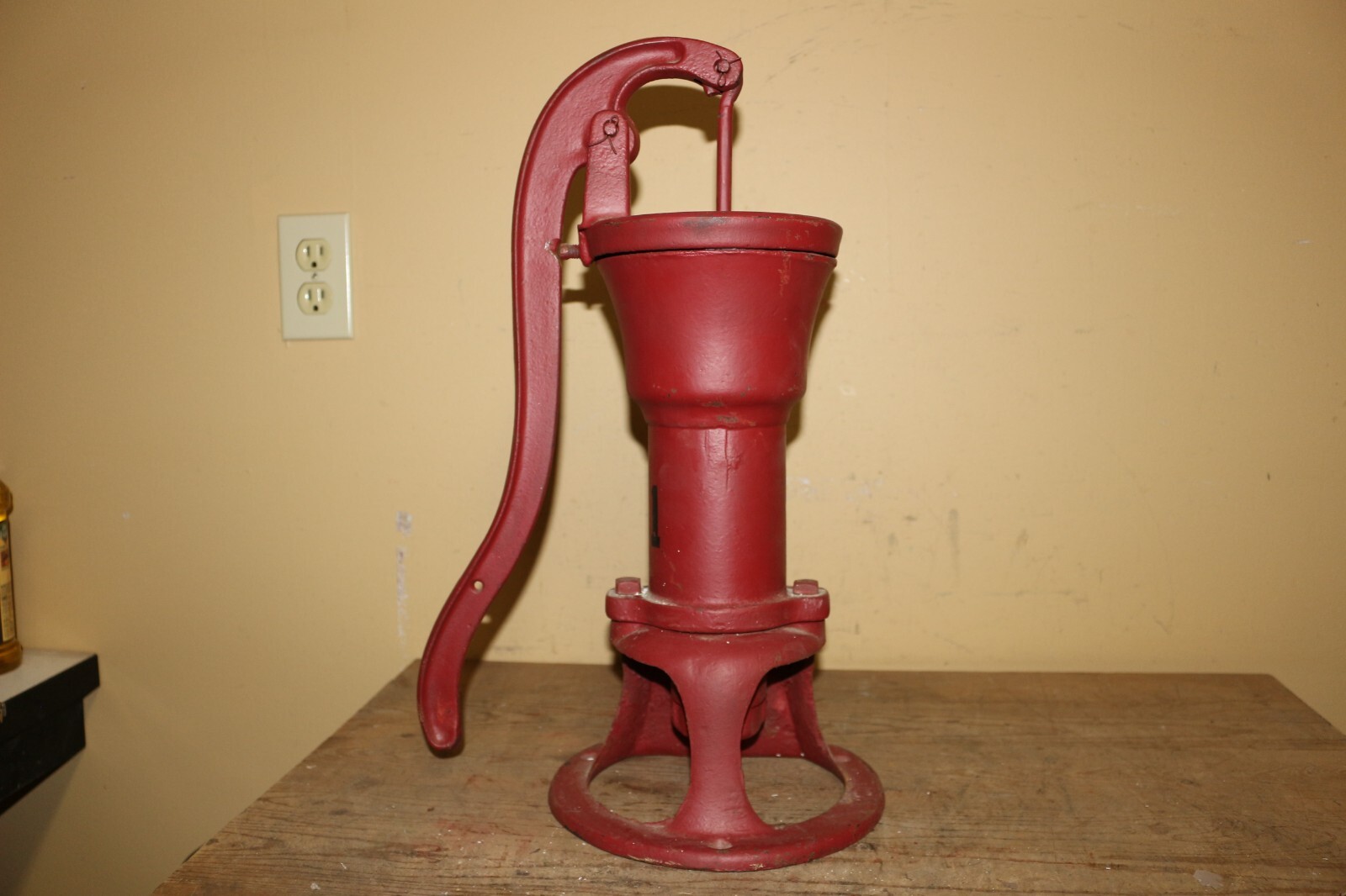 Antique Vintage Cast Iron Farm Kitchen Well Water Hand Pump Garden ...