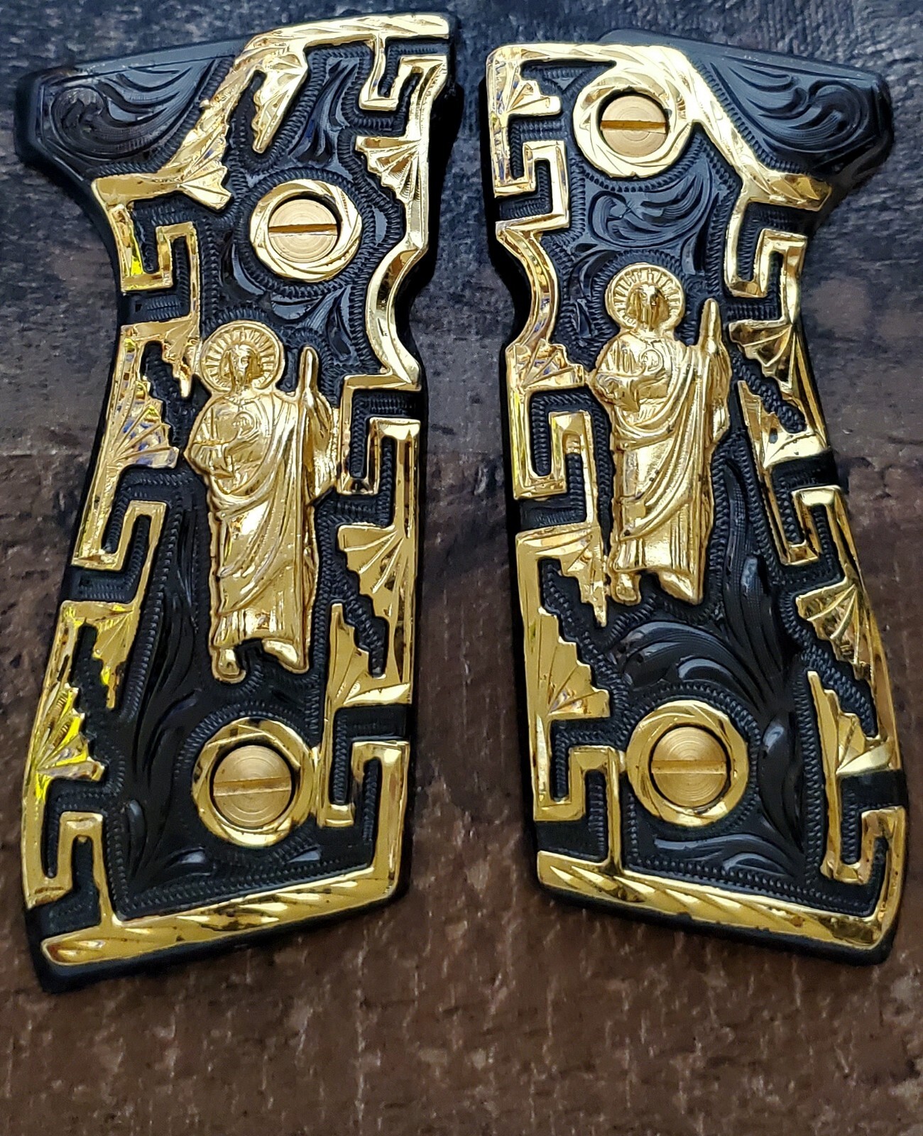 San judas custom made Gun pistol grips cachas Beretta 92fs black & gold ...