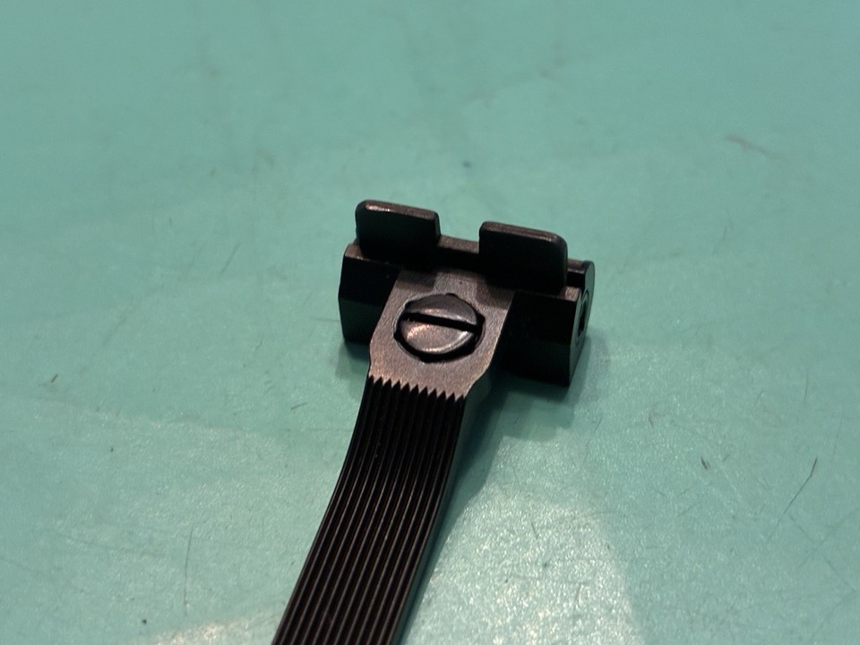 USED SMITH & WESSON N FRAME ADJUSTABLE REAR TARGET SIGHT WITH SCREW ...