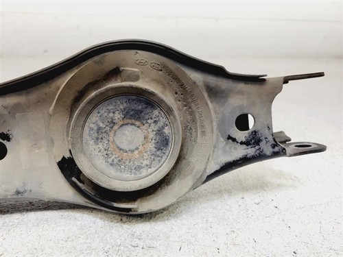 13-16 Hyundai Santa Fe 3.3L Awd Rear Passenger Lower Spring Seat Arm ...