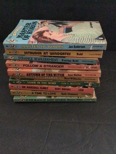 Harlequin Romance Vintage Lot 10 Books 50-70s Red Edge PB | eBay