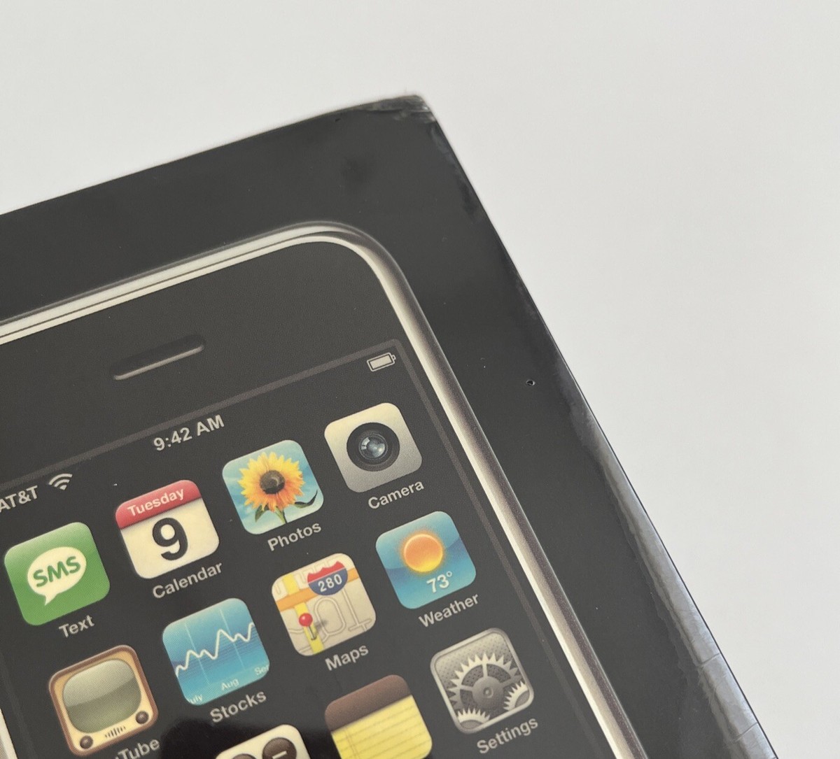 Old Stock Apple Iphone 2g 8gb 1st Generation 2007 Model IPhone 1 In