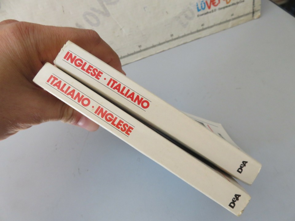 English Italian Dictionary De Agostini 2 Volumes | eBay