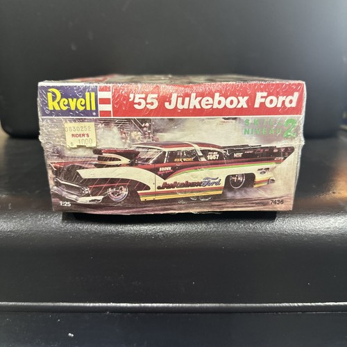 Revell 1955 Jukebox Ford Crown Vic Dragster 1/25 #7436 Model Kit as Is ...