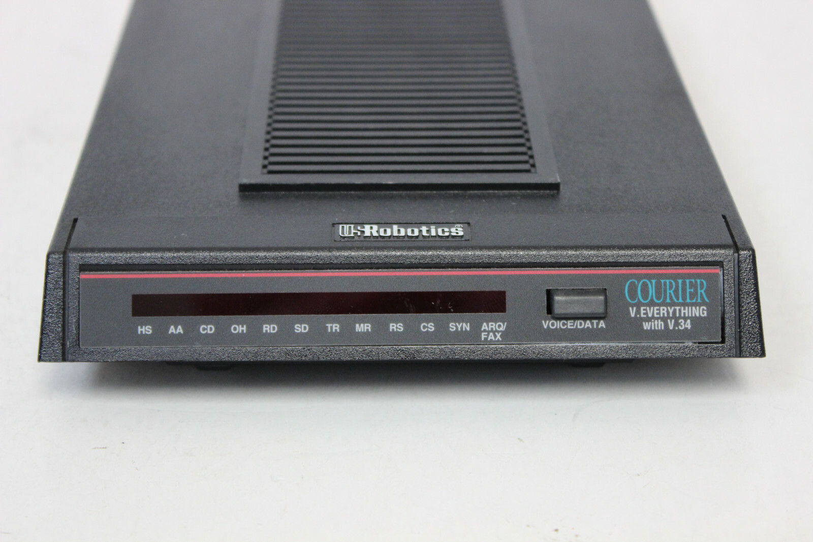 US ROBOTICS 001224-00 COURIER V.EVERYTHING WITH V.34 MODEM CJE-0263 NO ...