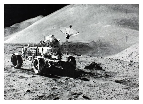 ASTRONAUT DAVE SCOTT AT ROVER HADLEY DELTA & RILE IN BACKGROUND NASA ...