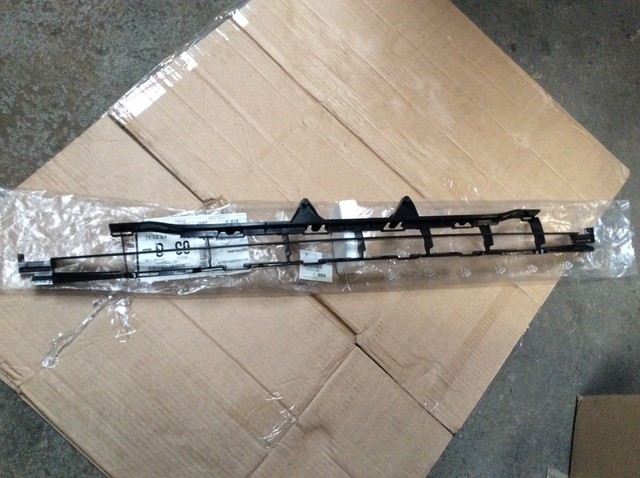 Genuine Peugeot 207 Front Bumper Upper Grille 7414QC for sale online | eBay