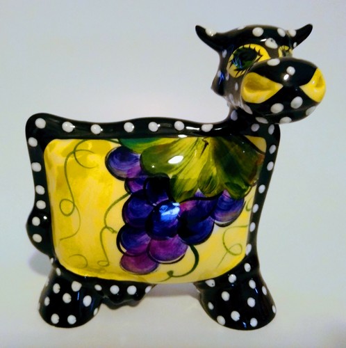 Turov hand crafted ceramic cow sculpture - munimoro.gob.pe