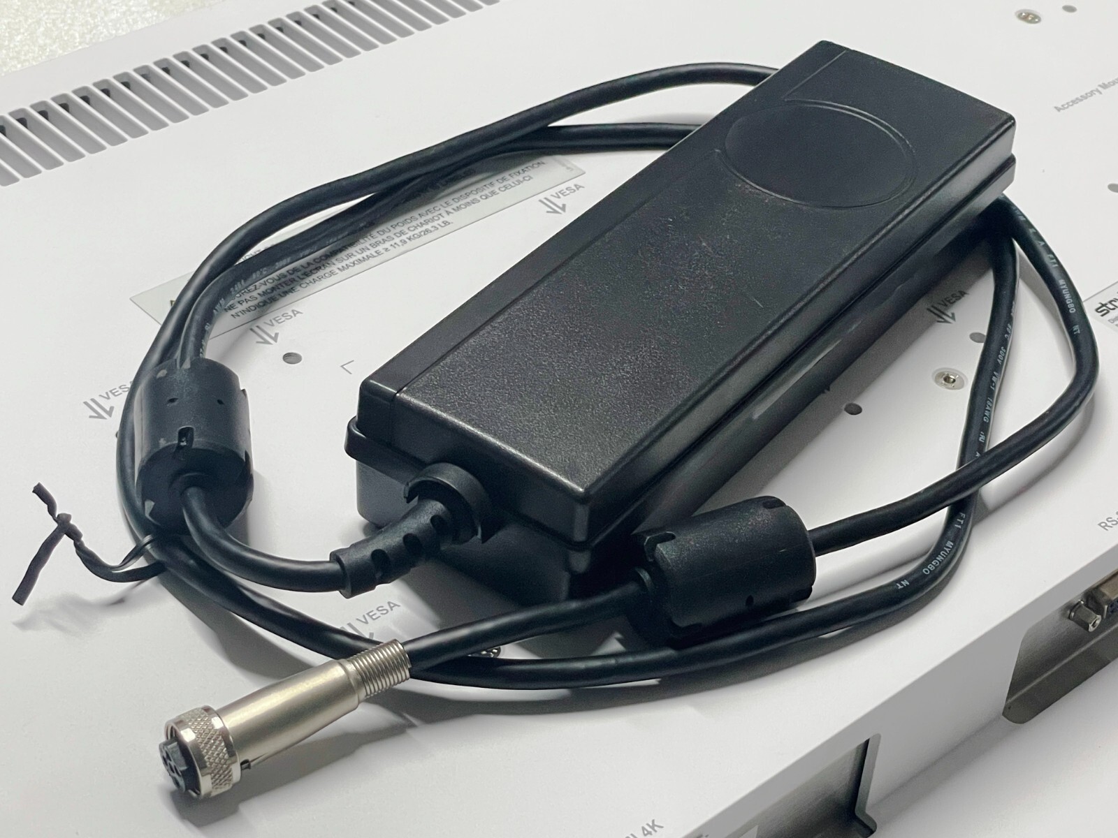 0240-031-050 Stryker 32" 4k Surgical Display for sale online | eBay