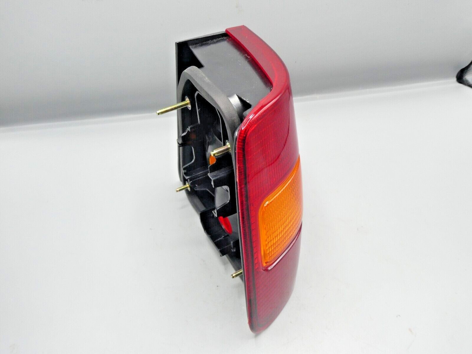 FOR VOLVO 940 TAIL LAMP PASSENGER/RIGHT SIDE 3538338 | eBay