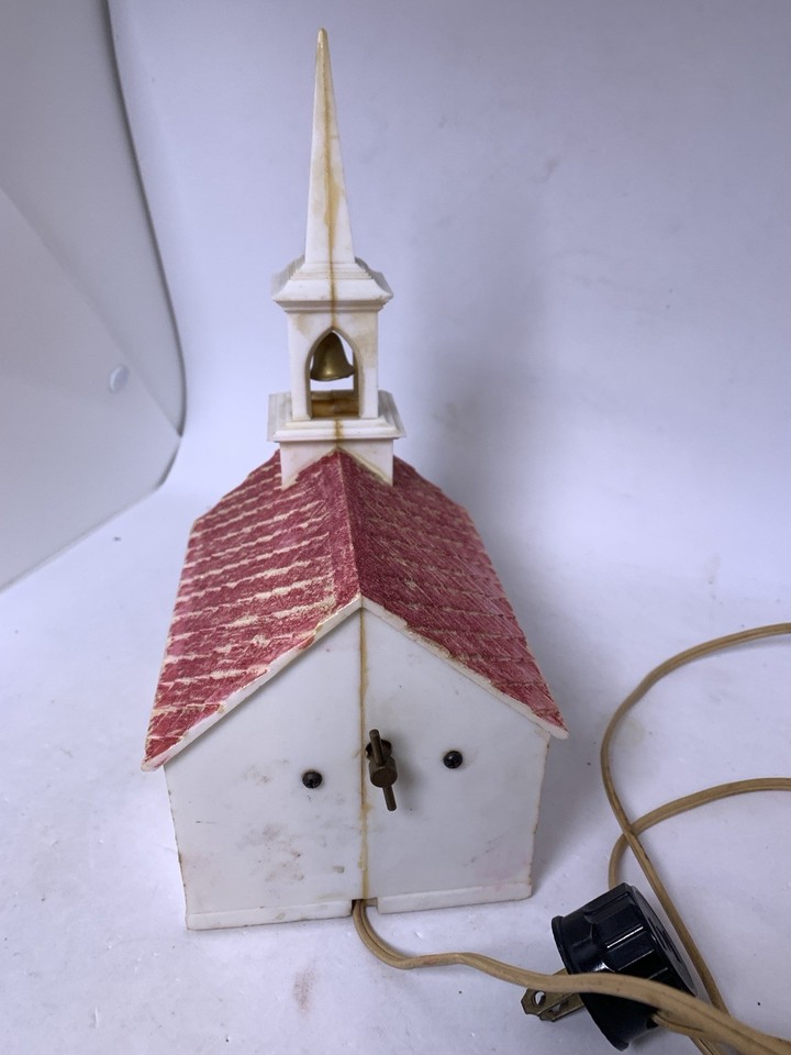 GLOLITE Christmas Church Music Box Lighted Plastic White Roof Noma MCM ...