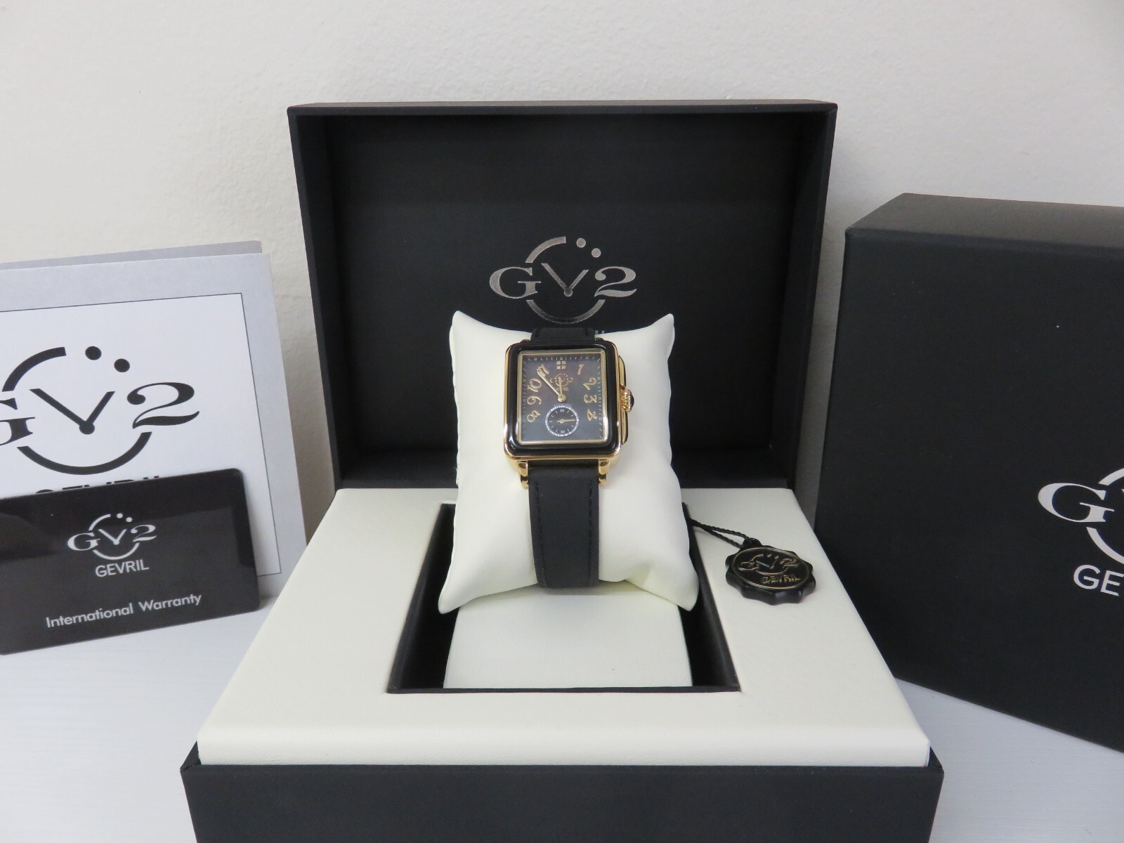 GV2 by Gevril Women's 9263 Bari Enamel Black MOP Dial Diamond Swiss ...