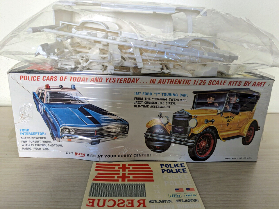 SUPER RARE! **ORIGINAL-ISSUE VINTAGE AMT CHEVY POLICE VAN KIT **SEALED ...
