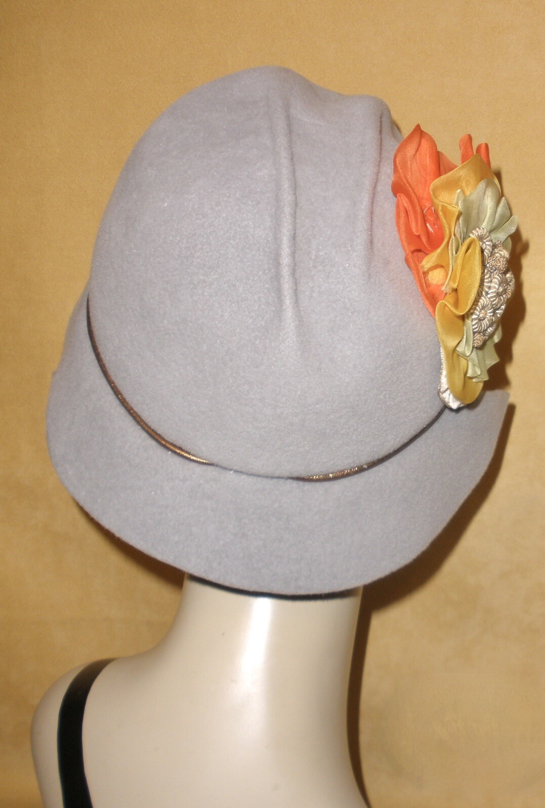 Light Gray Wool Felt Molded Cloche Hat w/ Flower by E… - Gem