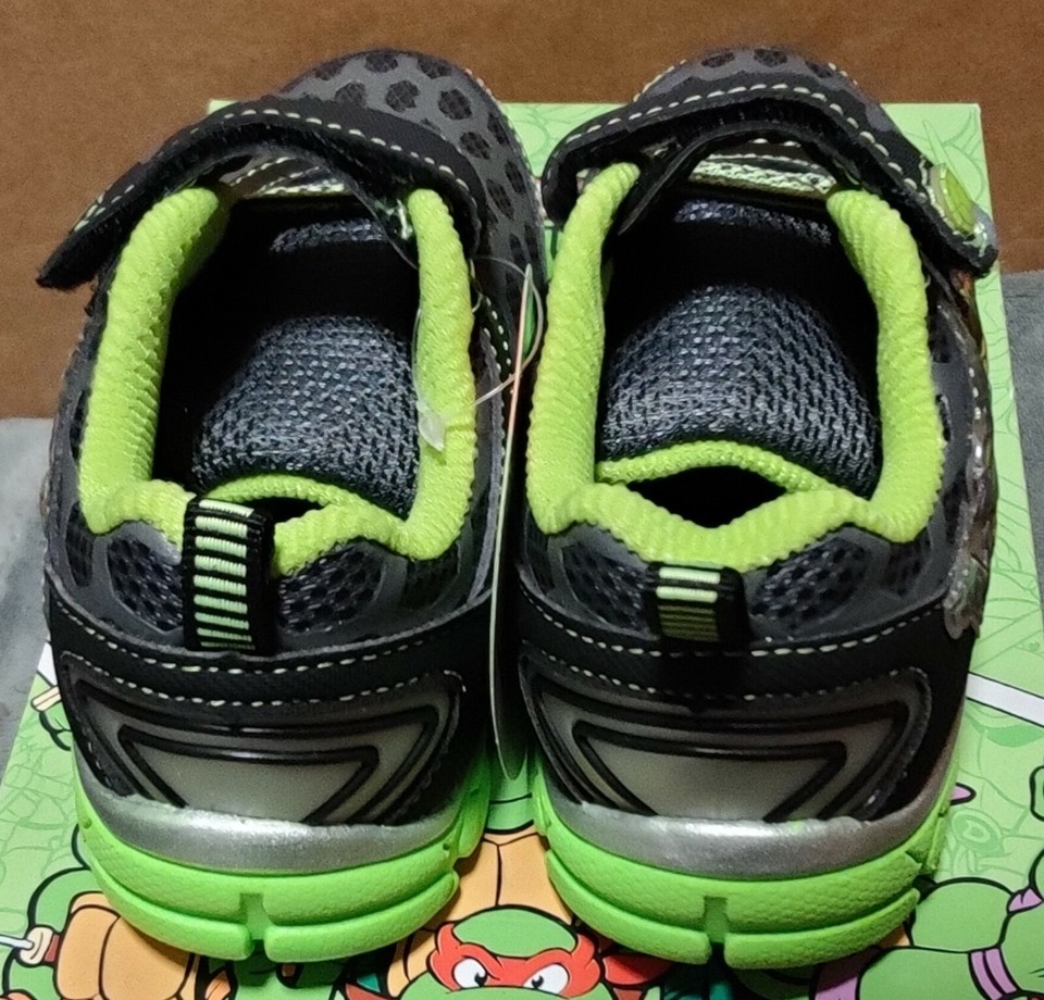 TMNT Teenage Mutant Ninja Turtles Boys Sneakers Toddlers Size 7 Light ...