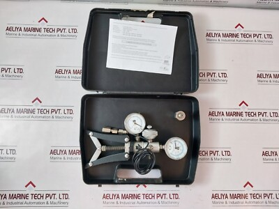 SI Pressure TP1 Hand Held Test Pump With Pressure Calibrator Gauge Set ...