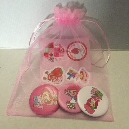 2023 Los Angeles Comic Con Booth 3 Strawberry Shortcake Buttons ...