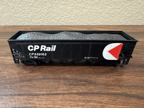 Bachmann HO Scale Canadian Pacific (CP Rail) Quad Hopper with Load | eBay