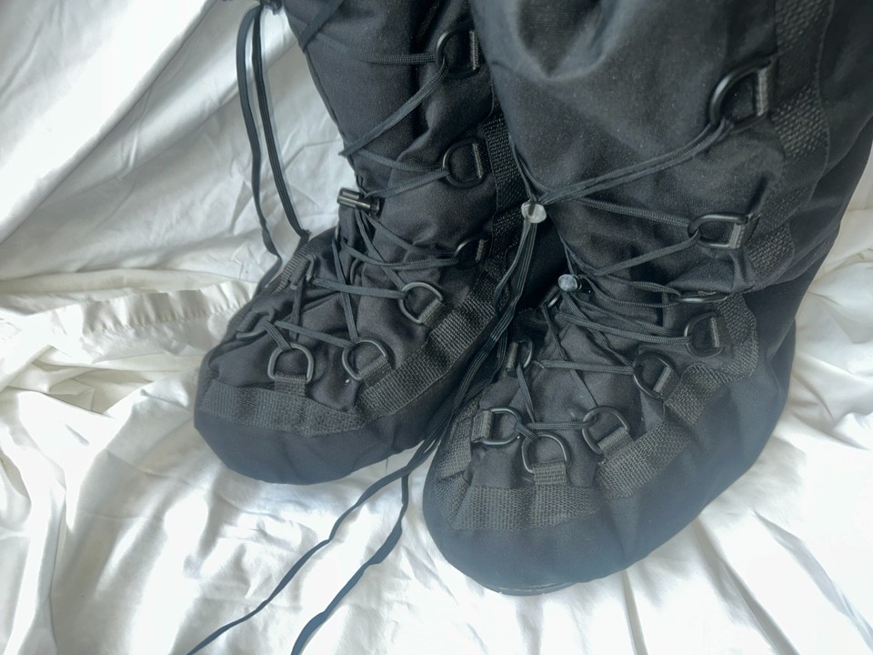 XL Wiggy’s Mukluks Over-Boot Arctic Survival Extreme Snow Winter Cold ...