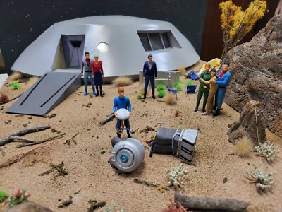 Lost In Space - Mr. Nobody Ending Episode Scene - 9 Set - 1:24 3D ...