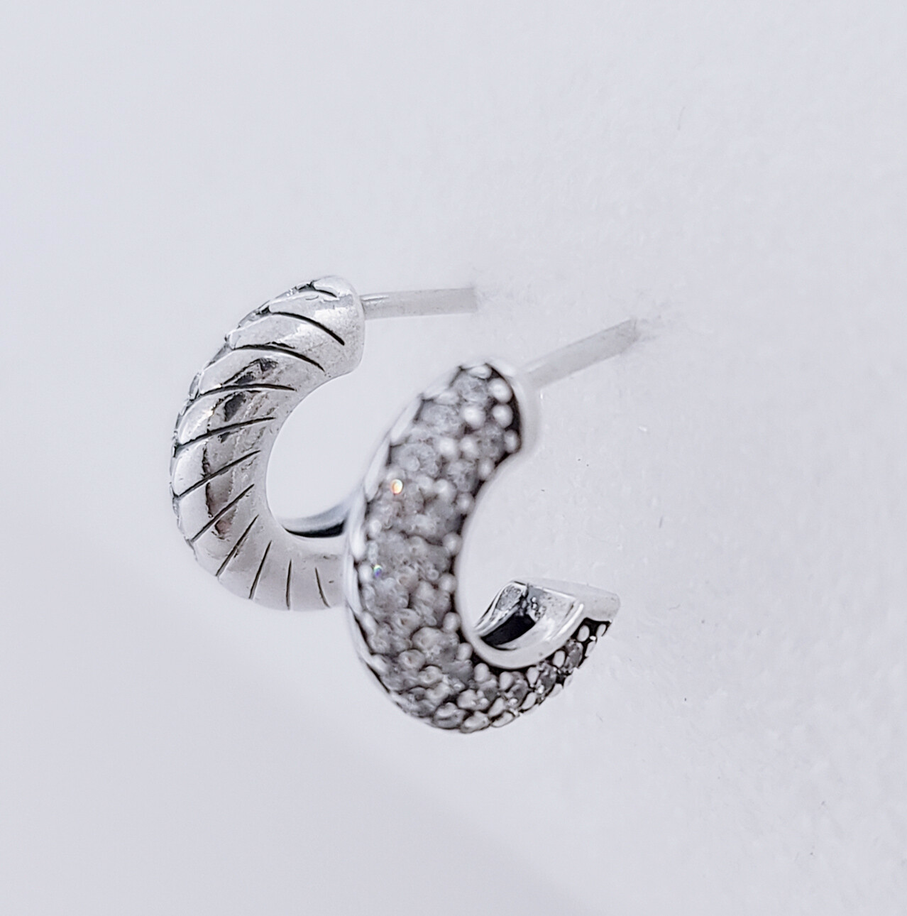 New Authentic PANDORA 925 Ale Pavé Snake Chain Pattern Hoop Earrings ...