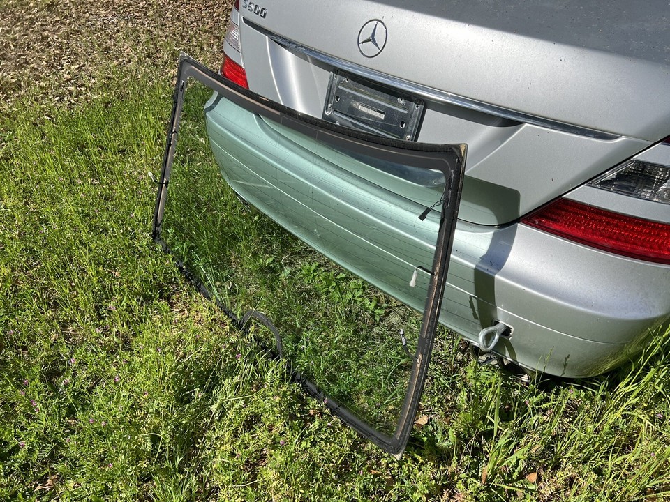 1997-2003 BMW E39 Rear Glass Windshield M5 528i 540i 530i 528 525 ...