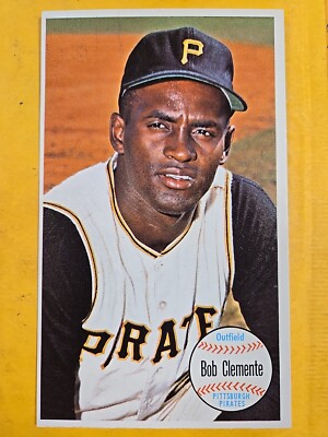 1964 Topps Giants Bob Clemente #11 Pittsburgh Pirates Outfield | eBay