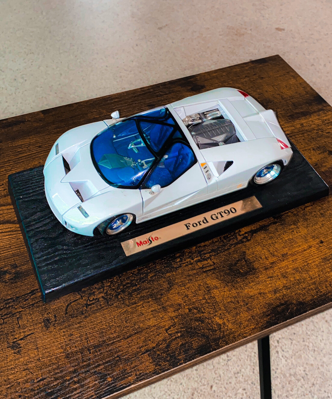 Ford GT90 V12 White Maisto Supercar Metal Diecast Special Model Car ...