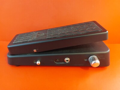 BEHRINGER HELLBABE HB01 WAH WAH GUITAR EFFECTS PEDAL - TESTED | eBay