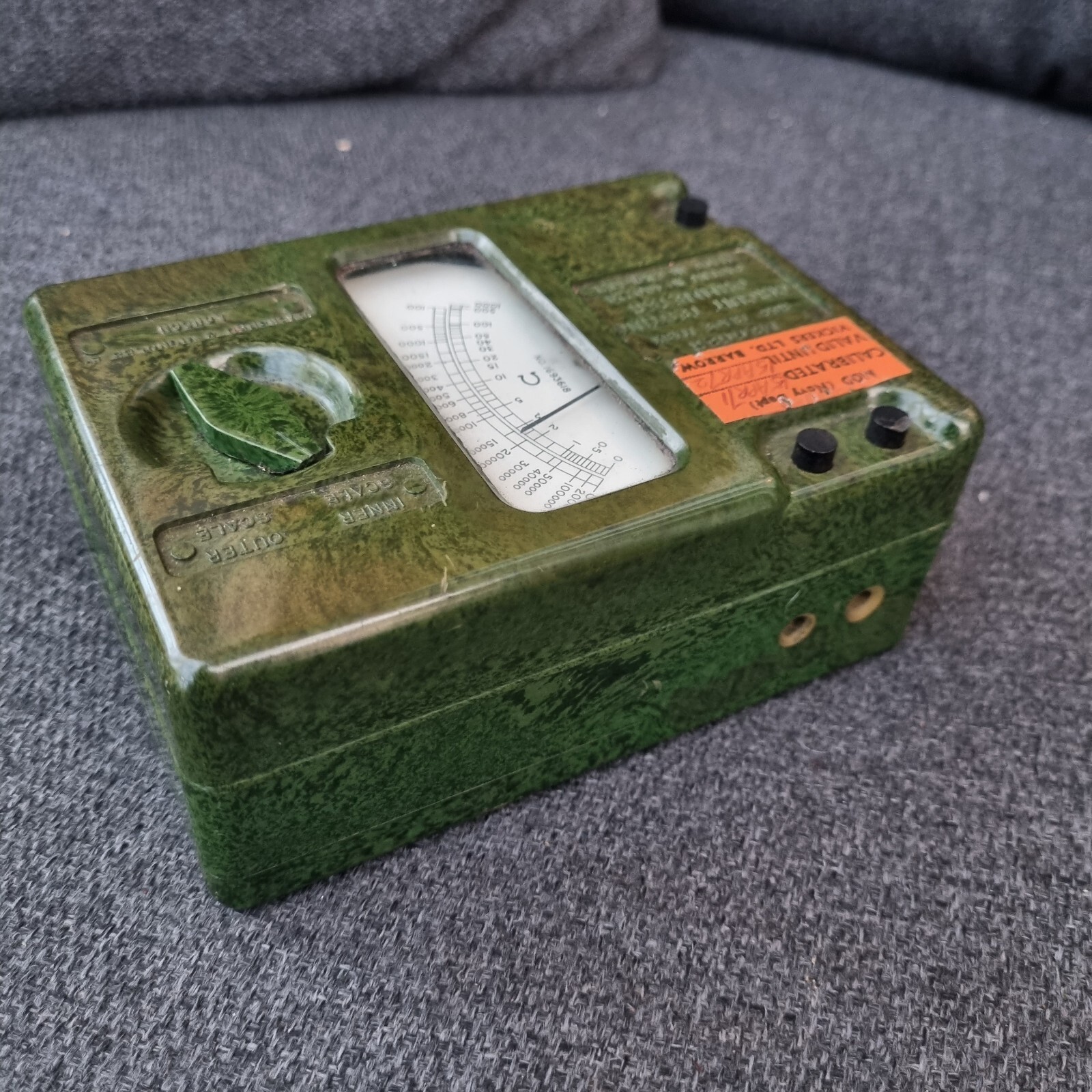 VINTAGE MEGGER CIRCUIT TESTING OHM METER - BAKELITE GREEN /| 1930/40s ...