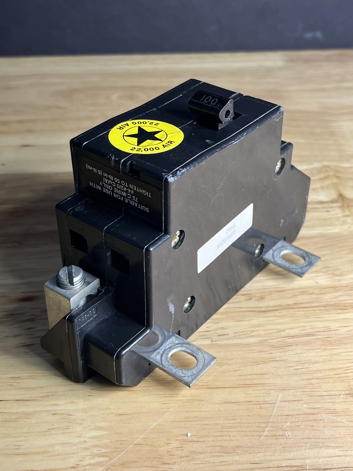 Square D 100 Amp 2 Pole QOM100VH Circuit Breaker 785901004035| eBay