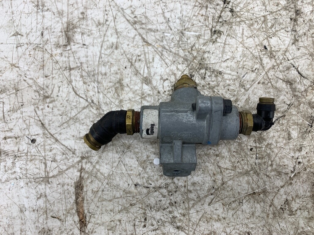 Bendix DC-4 Double Check Valve 278614 | eBay