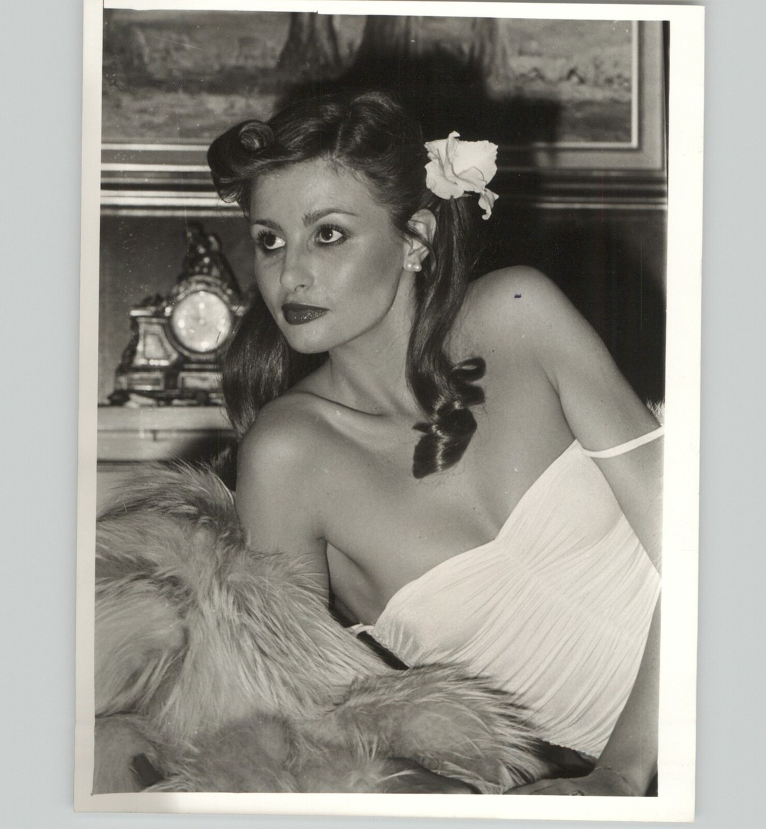 Vintage Pretty Models