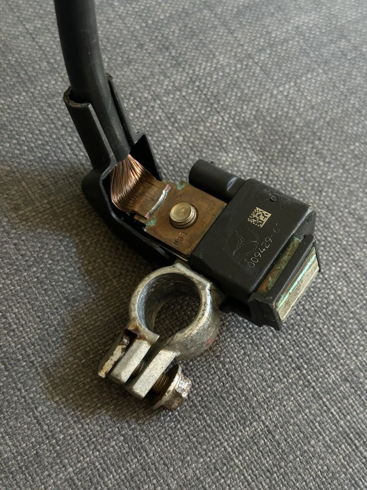 Mercedes W211 E350 Battery Negative Cable 0009052702 OEM | eBay