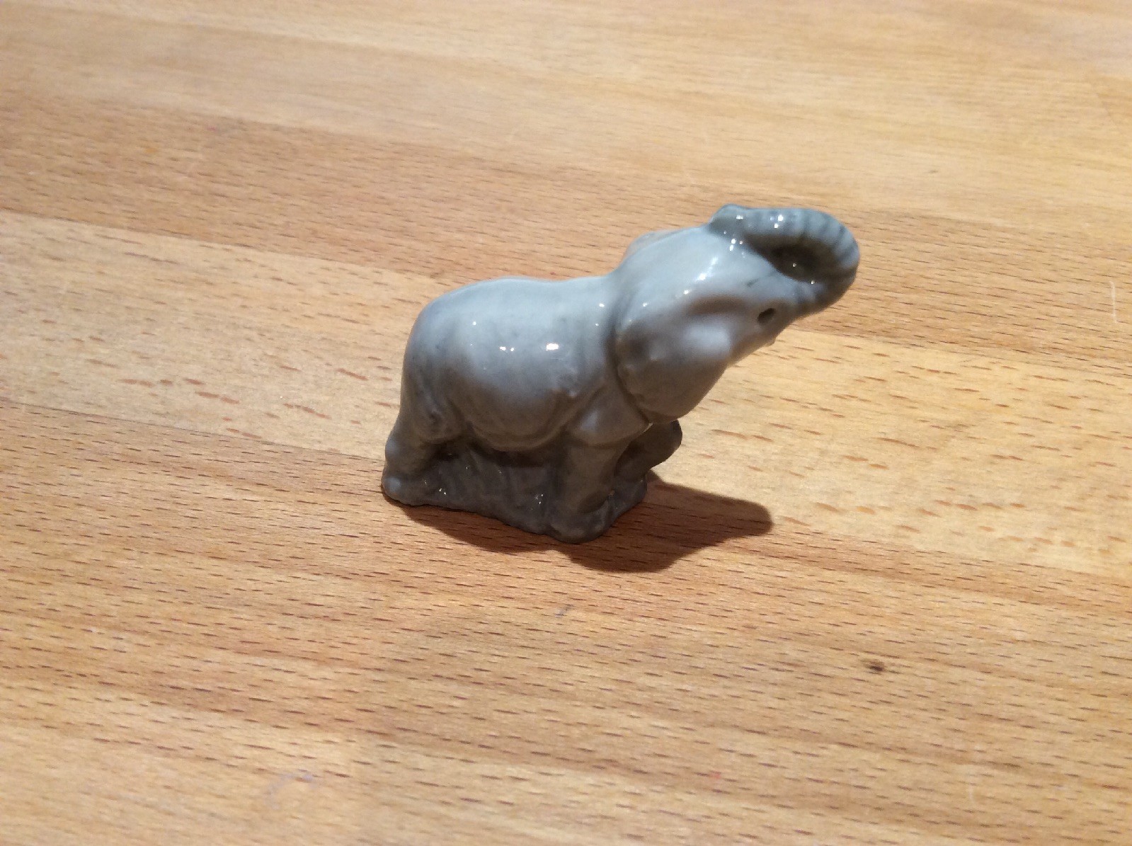 Vintage Wade Whimsies Animals Red Rose USA Redco Foods Grey Elephant ...