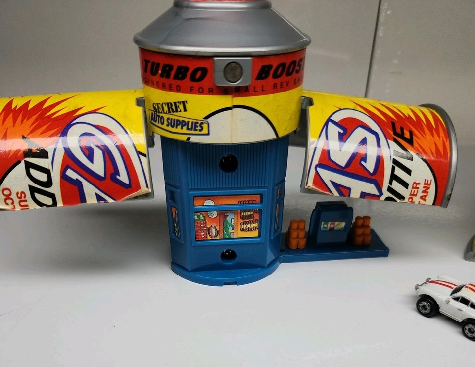 1989 Galoob Micro Machines Motor Oil Can & Gas Additive Cans Playsets ...
