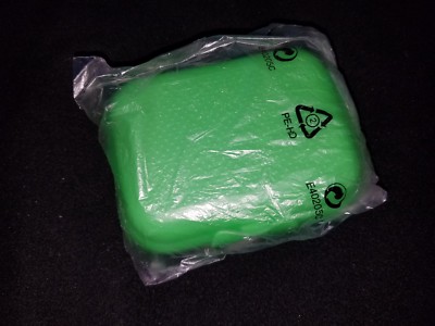 TUPPERWARE Oyster Packable One Piece Hinged Storage Container Keeper ...