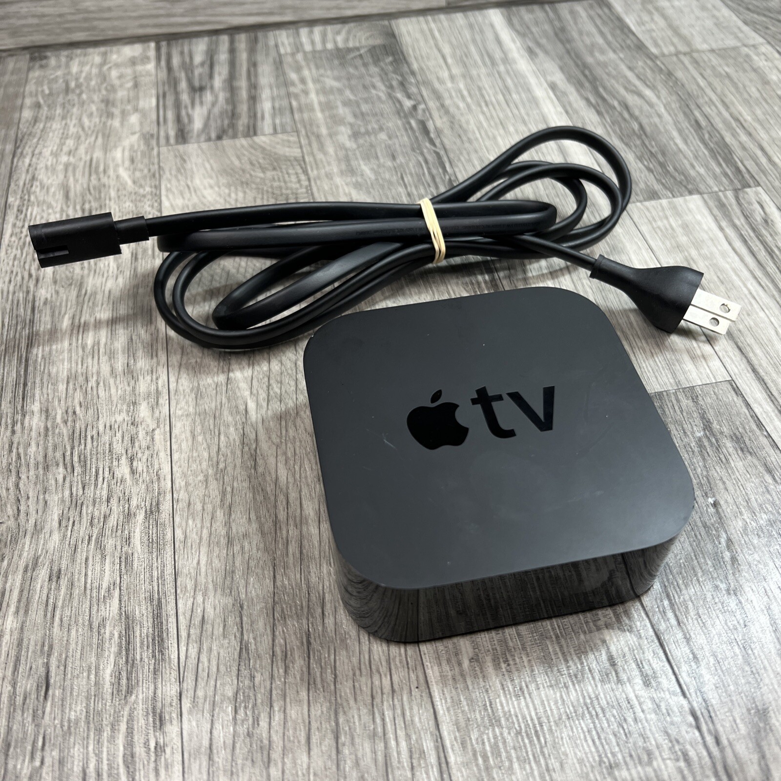 Apple TV 4th Generation A1625 32GB Media Player W/ Power Cord Tested ...
