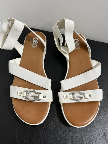 GBG Los Angeles Karley White Flat Sandals Size 9M | eBay