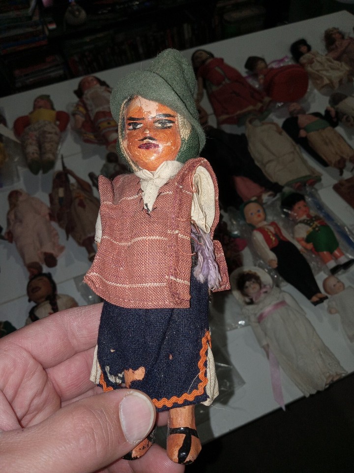 Huge Rare Antique and Vintage Doll Collection from Around the World (43 ...