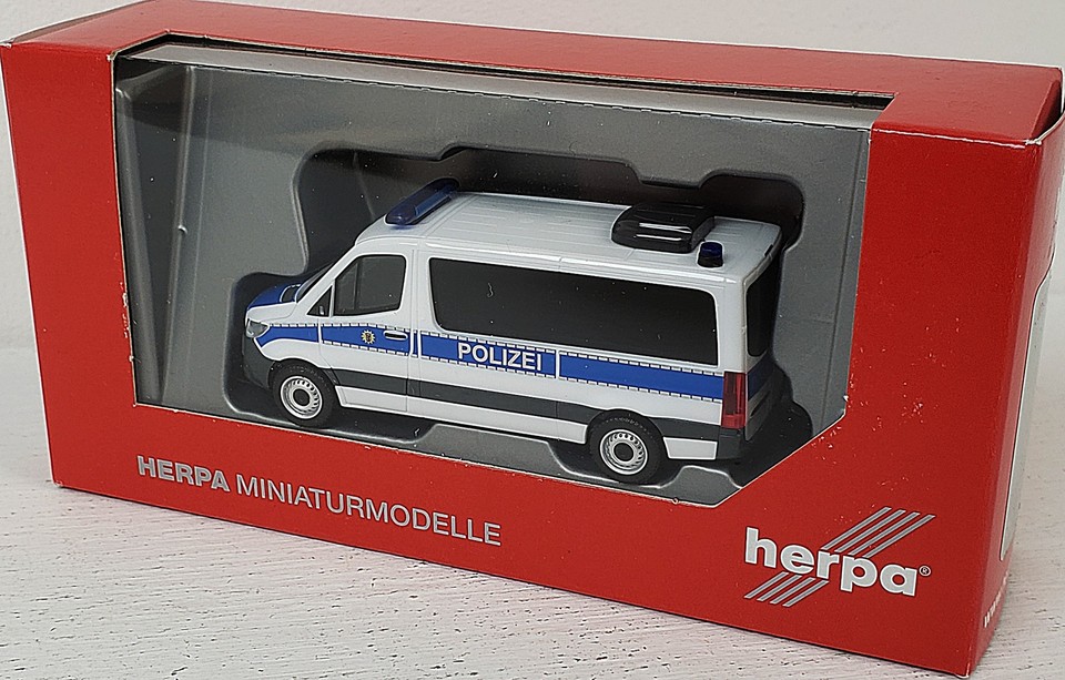 Herpa NEW HO 1/87 Scale Mercedes Benz Sprinter Van German Police ...