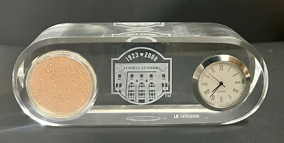 Steiner NEW YORK YANKEES STADIUM Crystal Desk Clock Paperweight w/Game ...